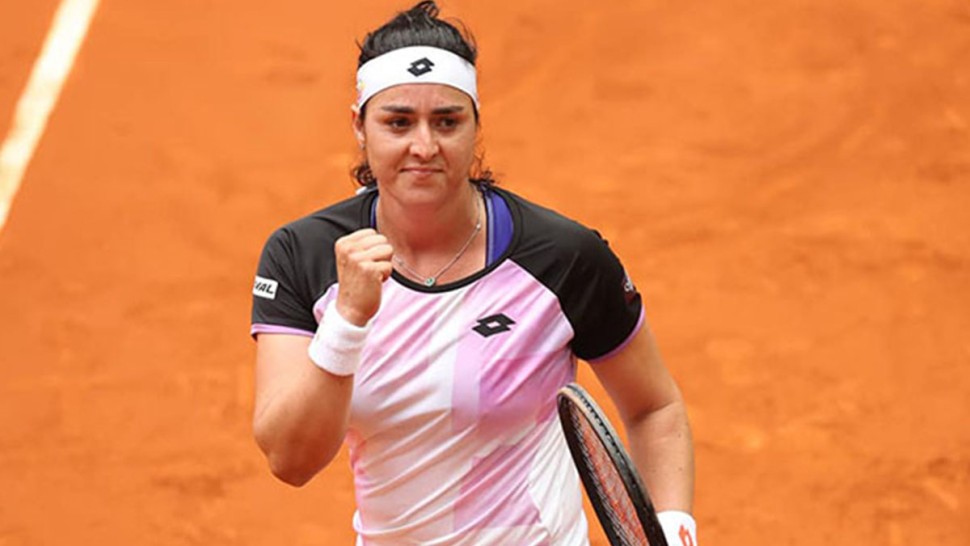 Radio Tunisie | Sfax - Radio Diwan FM - أنس جابر تعلن عن مشاركتها في ...